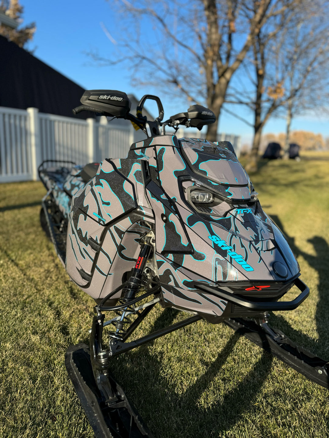 Skidoo – Twistedfx